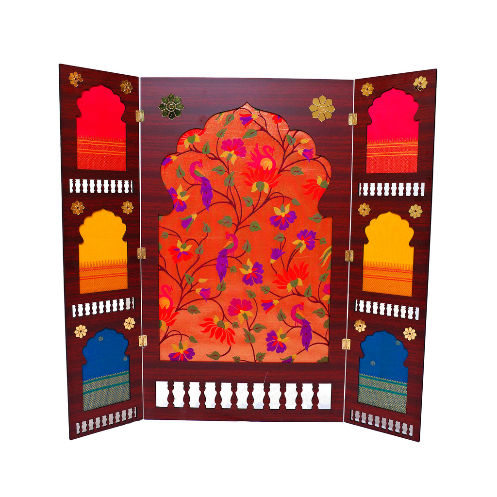 Paithani Makhar - 2 FT with Stand – Dhana's Paithani